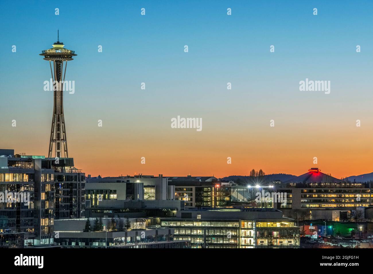 Washington State, Seattle. Skyline at Sunset Stock Photo - Alamy