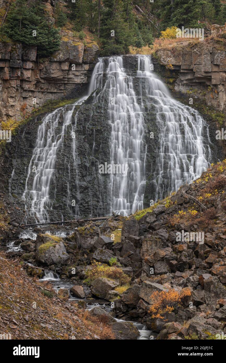 Rustic falls hi-res stock photography and images - Alamy