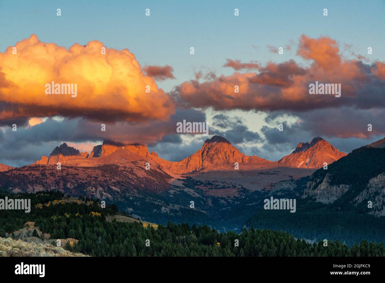 Alpenglow at sunset, West side of Teton Mountains near Jackson Hole ...
