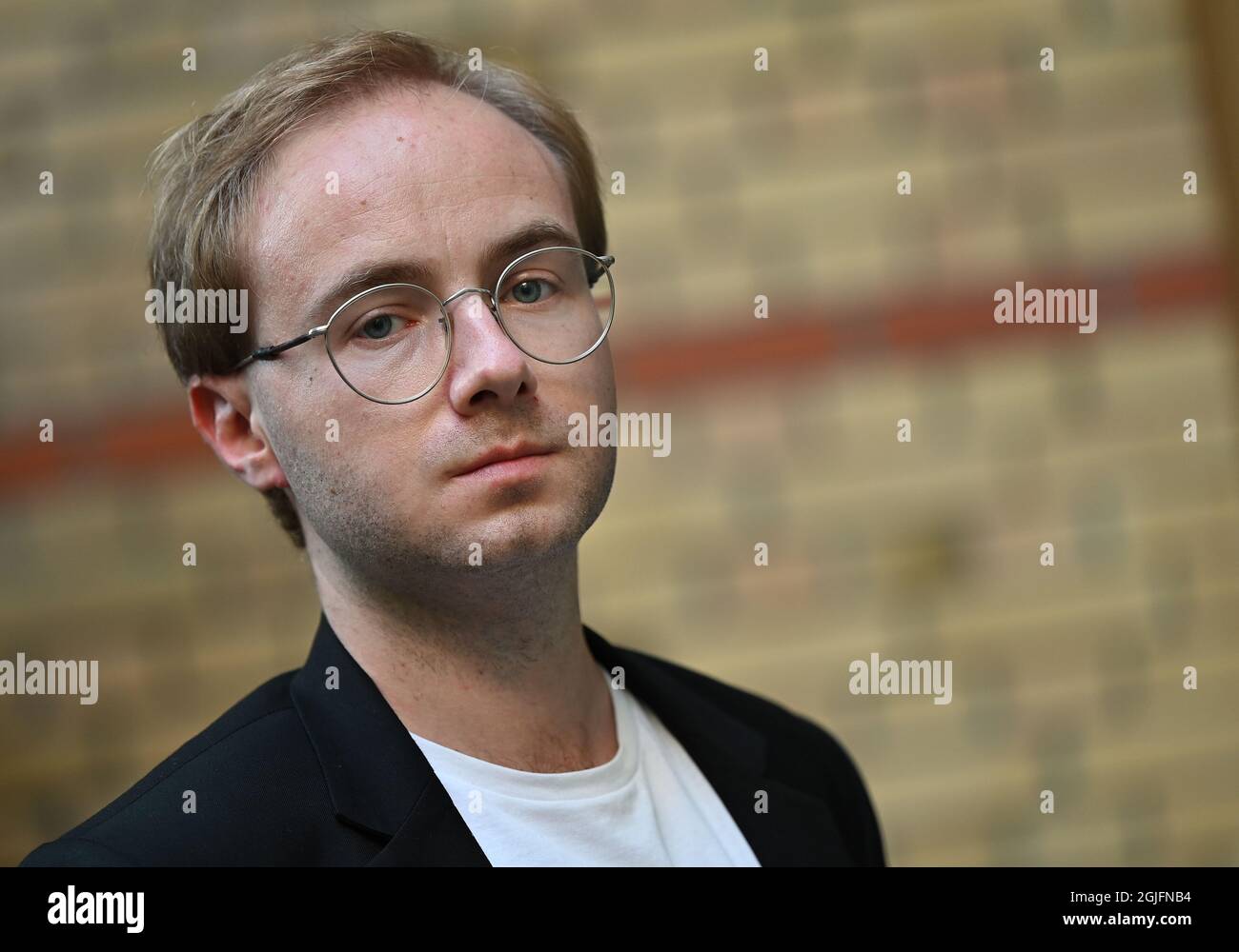 David specht hi-res stock photography and images - Alamy