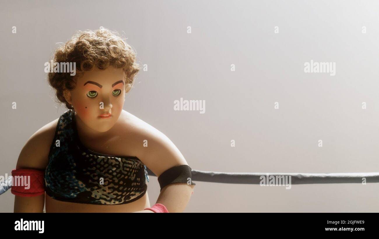 ULTRA CITY SMITHS, Lady Andrea the Giant (voice: Bebe Neuwirth), Family ...