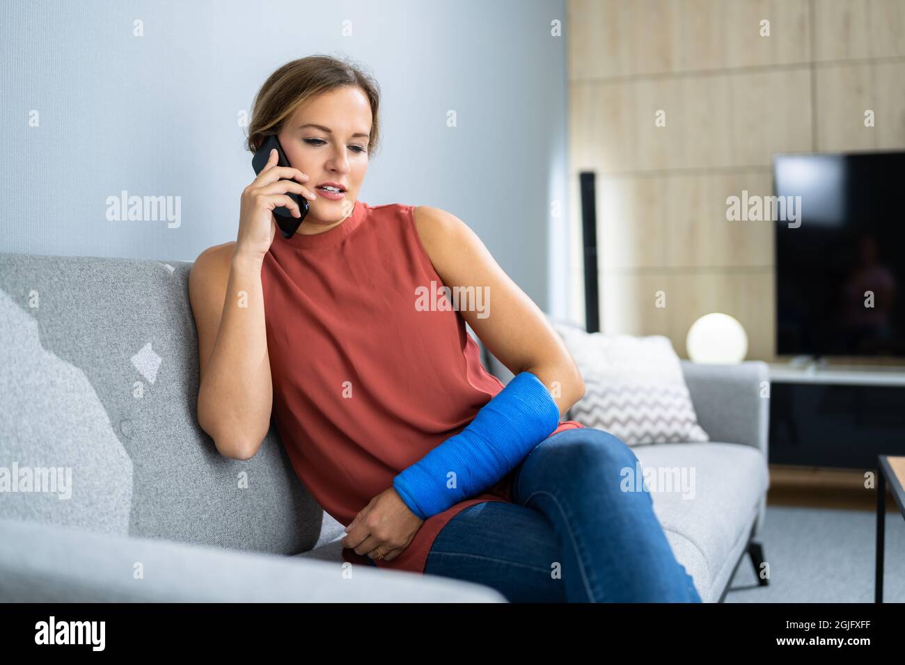 Female woman lady plaster hi-res stock photography and images - Alamy