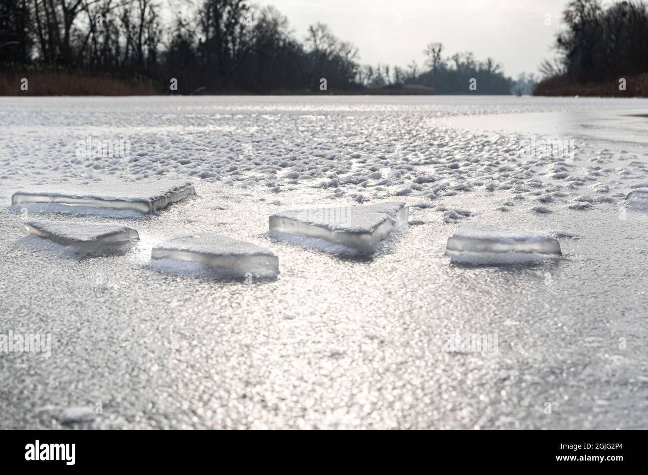 Ice triangles hi-res stock photography and images - Alamy