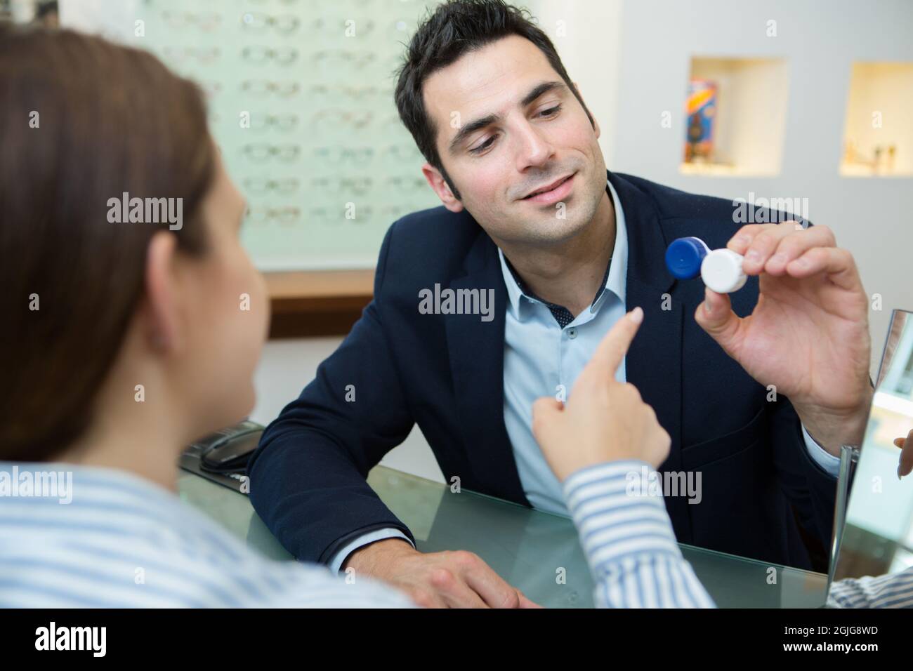 Cataract client hi-res stock photography and images - Alamy