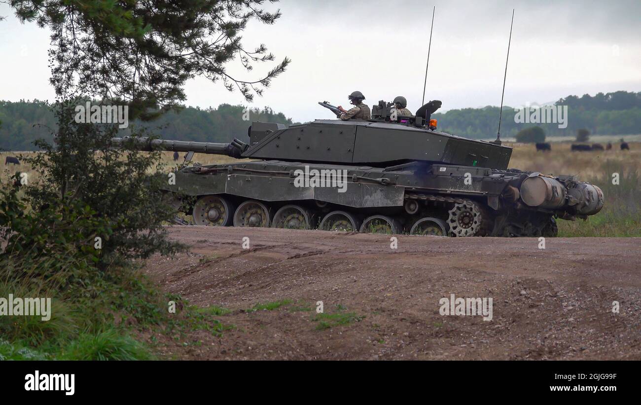 Shot up russian tank hi-res stock photography and images - Alamy