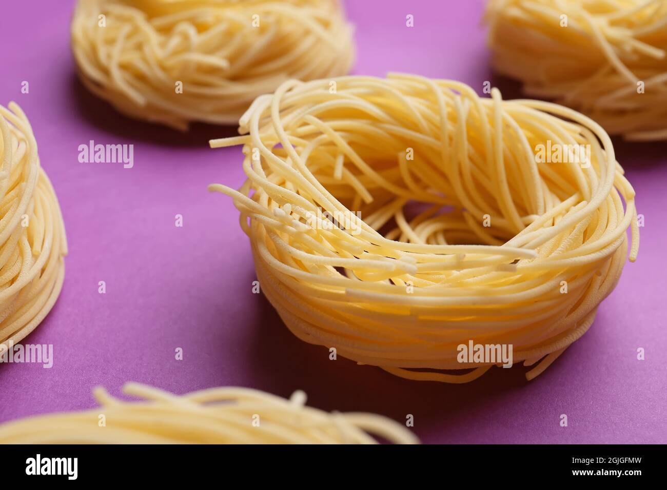 Birds nest pasta hi-res stock photography and images - Alamy
