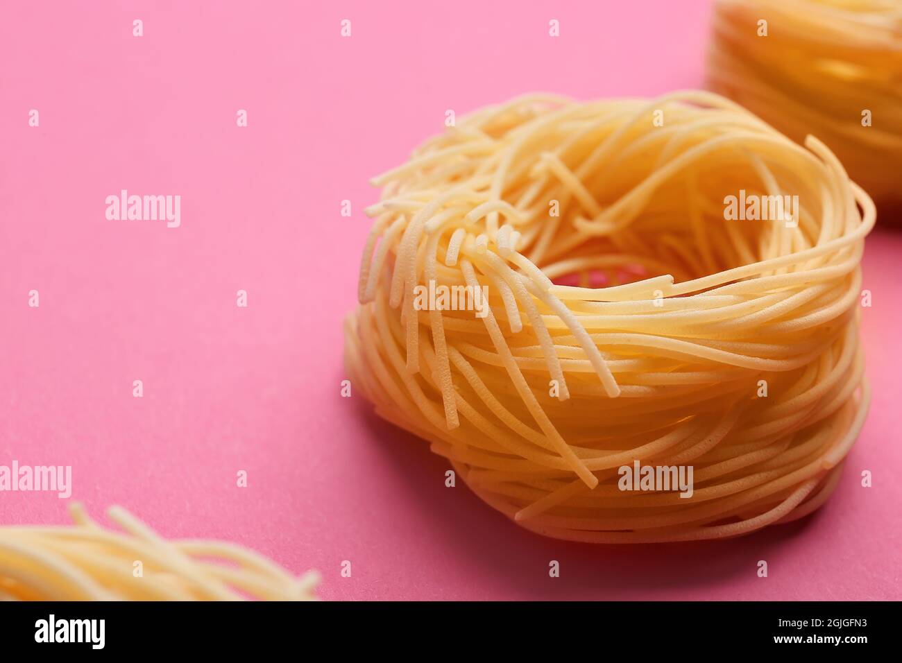 Pasta Spaghetti Nest Birds High Resolution Stock Photography and Images ...