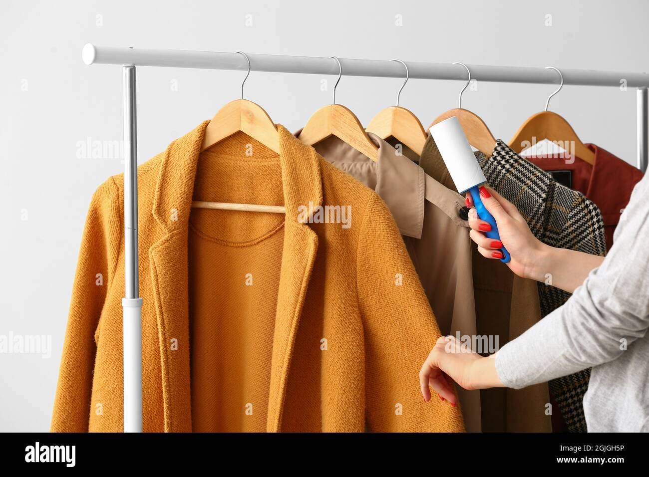 Dust coat hi-res stock photography and images - Alamy