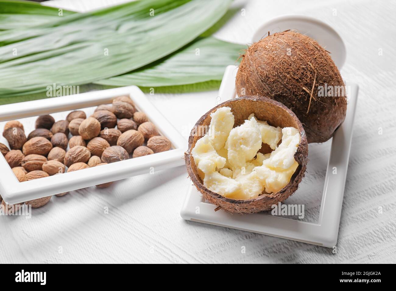 Shea shell hi-res stock photography and images - Alamy