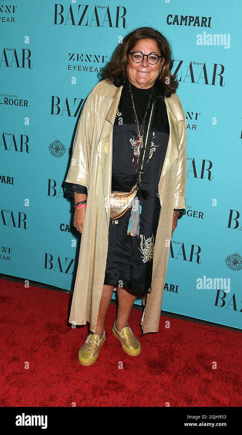 Robin fern hi-res stock photography and images - Alamy