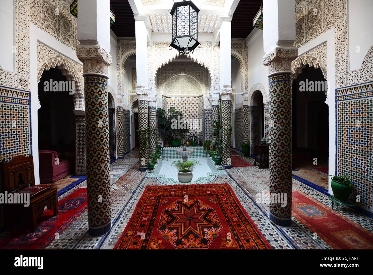 Traditional moroccan house hi-res stock photography and images - Alamy