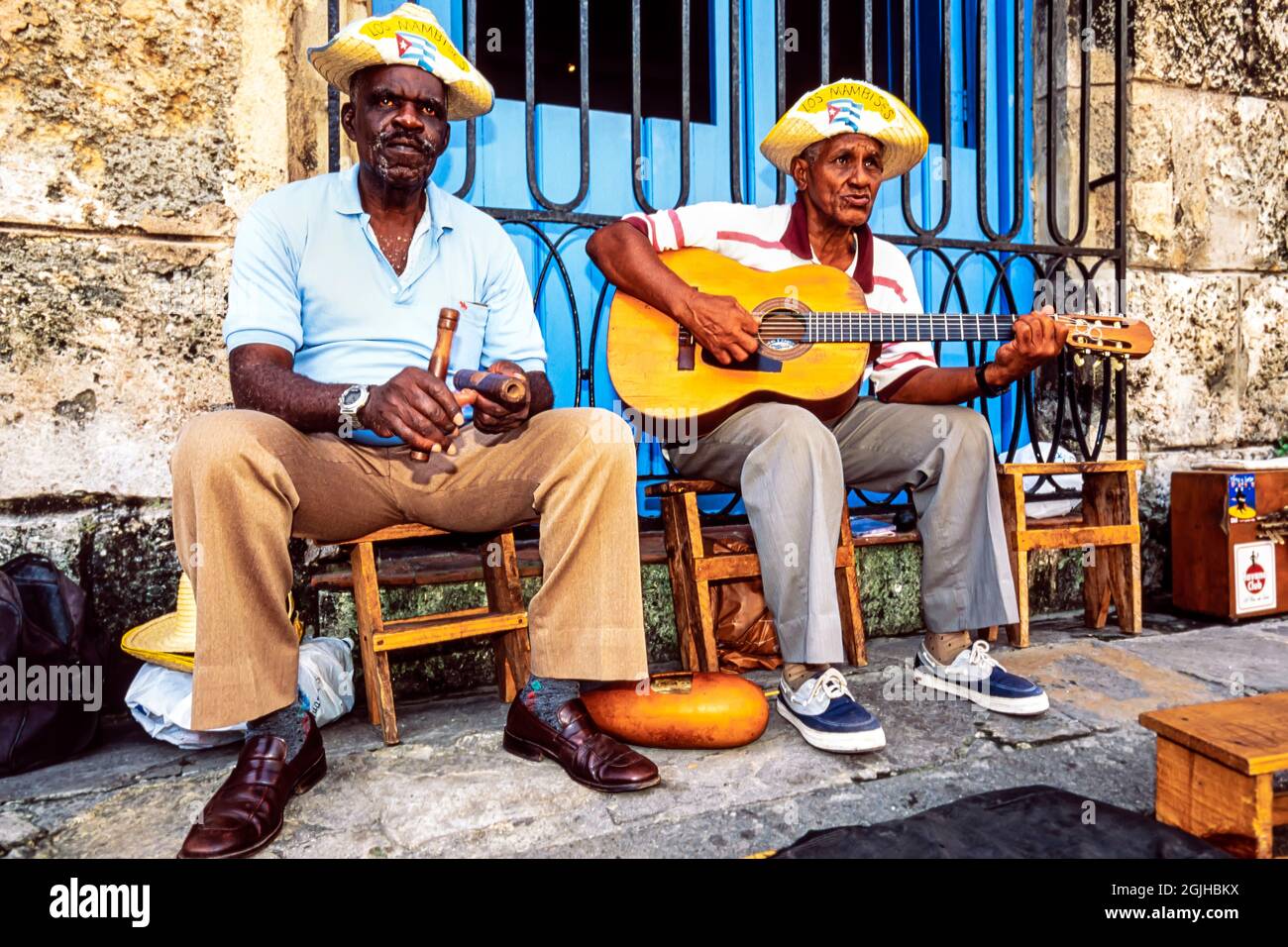 Cuban musicians, Loa Mambises, performing in the street, Old Havana ...