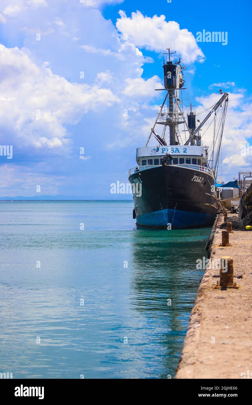 Fishing boat or sardine called Pisa II of the sardine company Pacifico ...