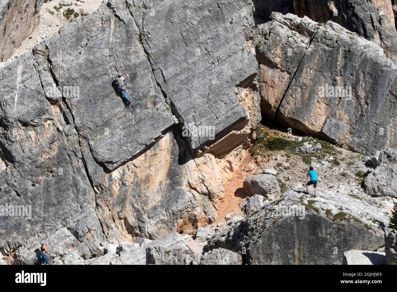 Climbing in the alps hi-res stock photography and images - Alamy