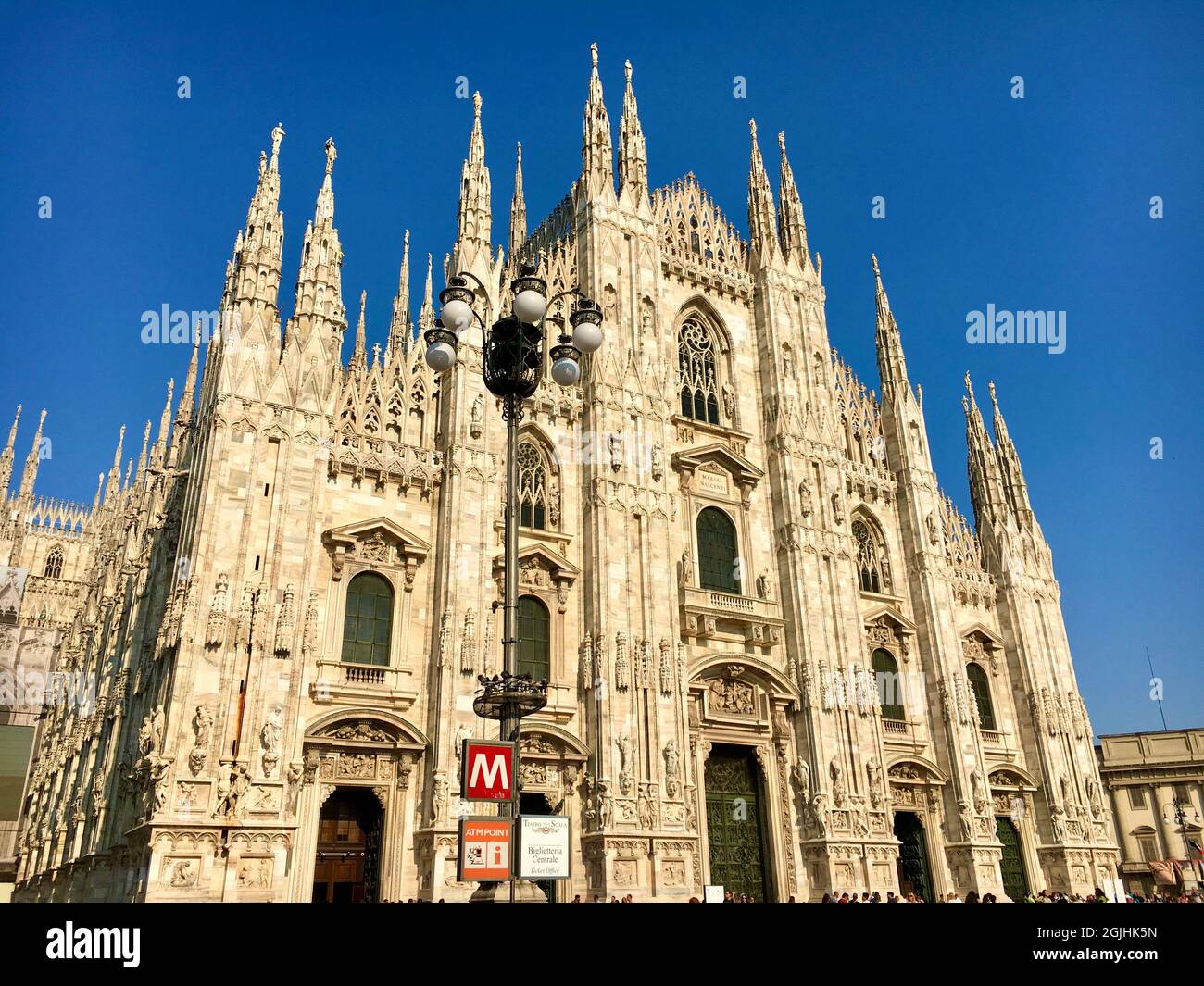 Duomo dil milano hi-res stock photography and images - Alamy