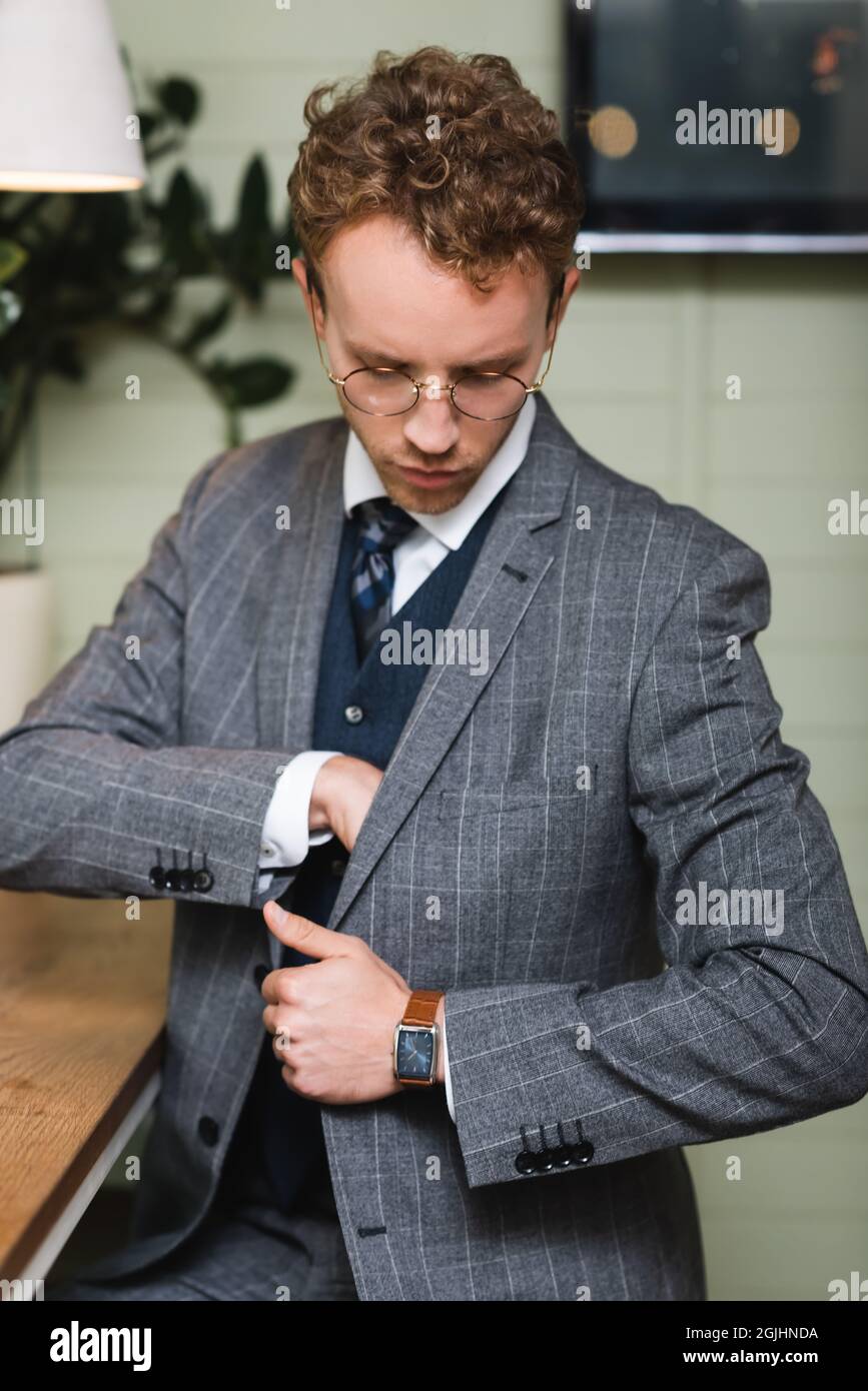 Inside pocket blazer hi-res stock photography and images - Alamy