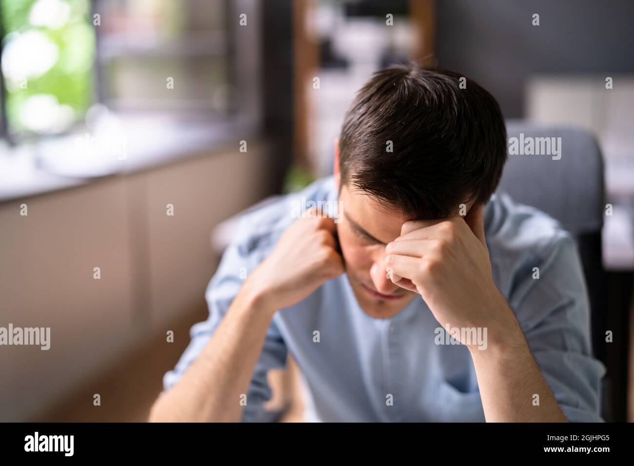 Stress computer man hi-res stock photography and images - Alamy