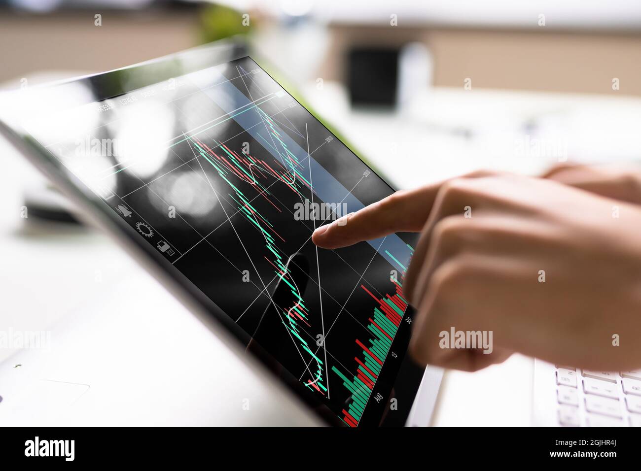 Stock market tech hi-res stock photography and images - Alamy