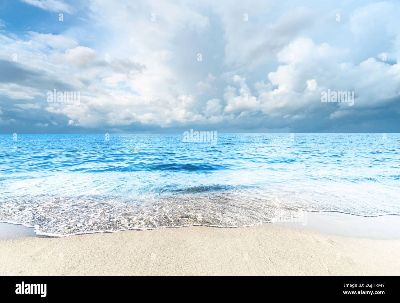 Cloudy tropical hi-res stock photography and images - Alamy
