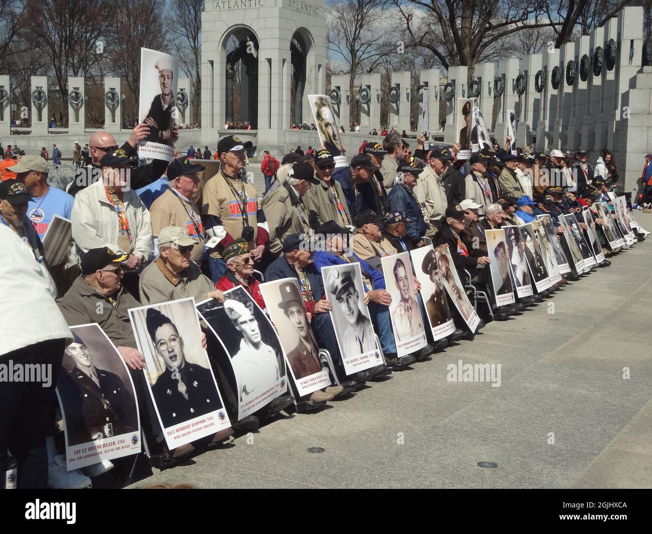 World War 2 veterans photo shoot on the Washington DC mall Stock Photo ...