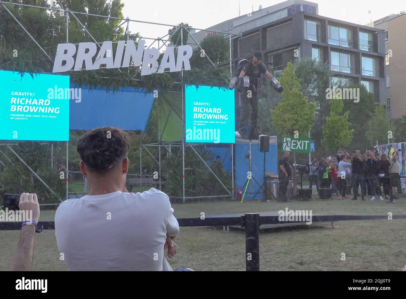 Live performance stages hi-res stock photography and images - Alamy