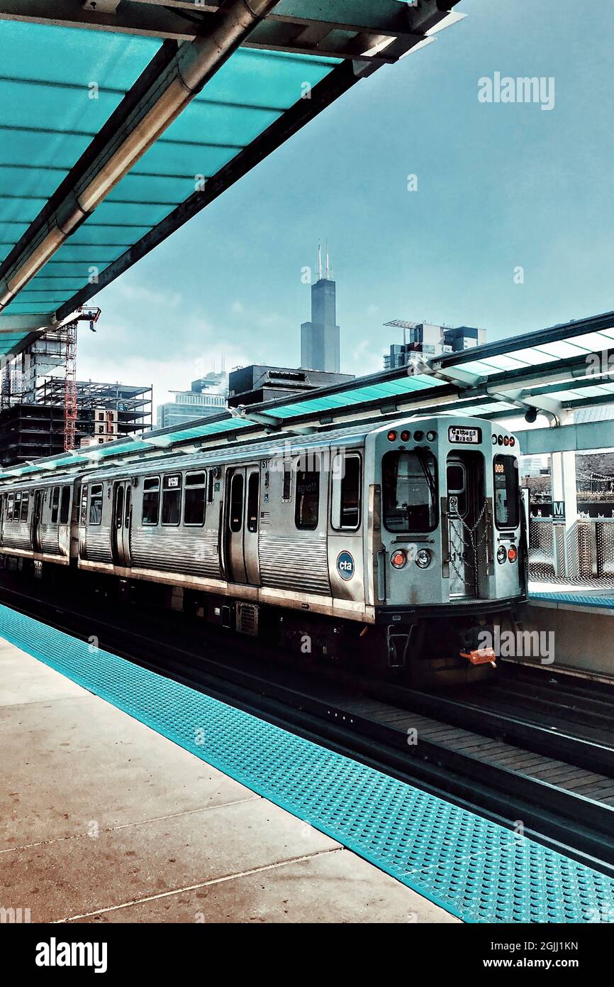 CHICAGO, UNITED STATES - May 07, 2021: Rear view of the El train in ...