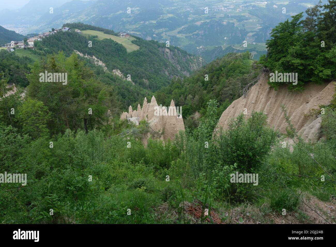 The incredible earth pyramids of Collepietra (Piramidi di Terra) in the ...