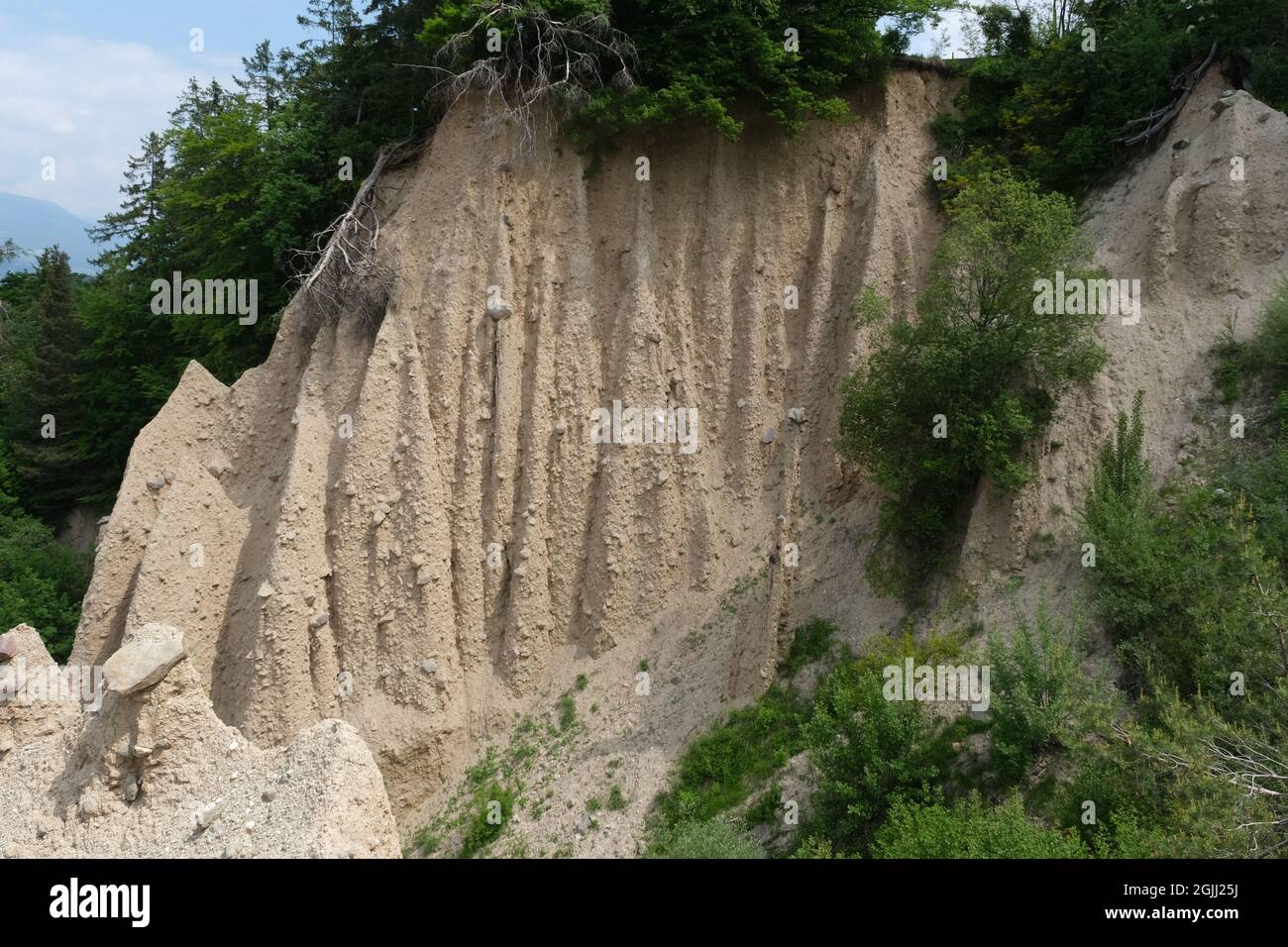 The incredible earth pyramids of Collepietra (Piramidi di Terra) in the ...