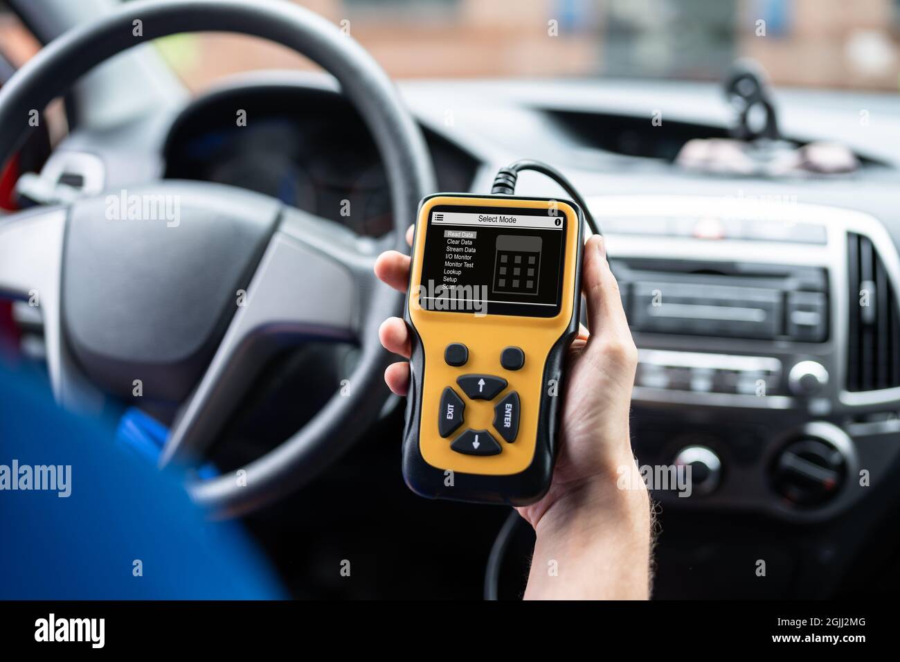 Machine shop car hi-res stock photography and images - Alamy