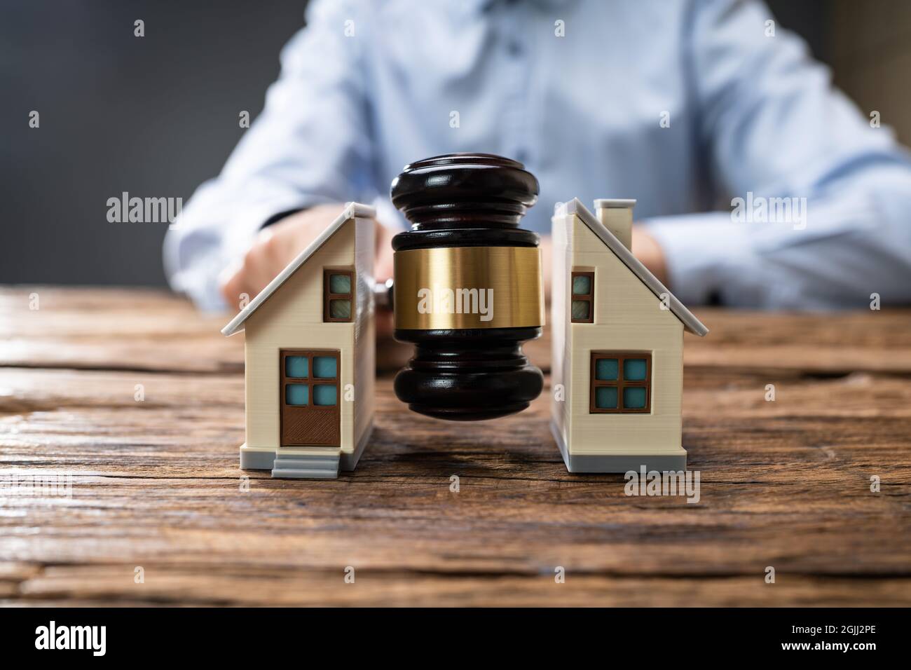Divorce Lawyer Real Estate Separation, Dispute And Litigation Stock ...