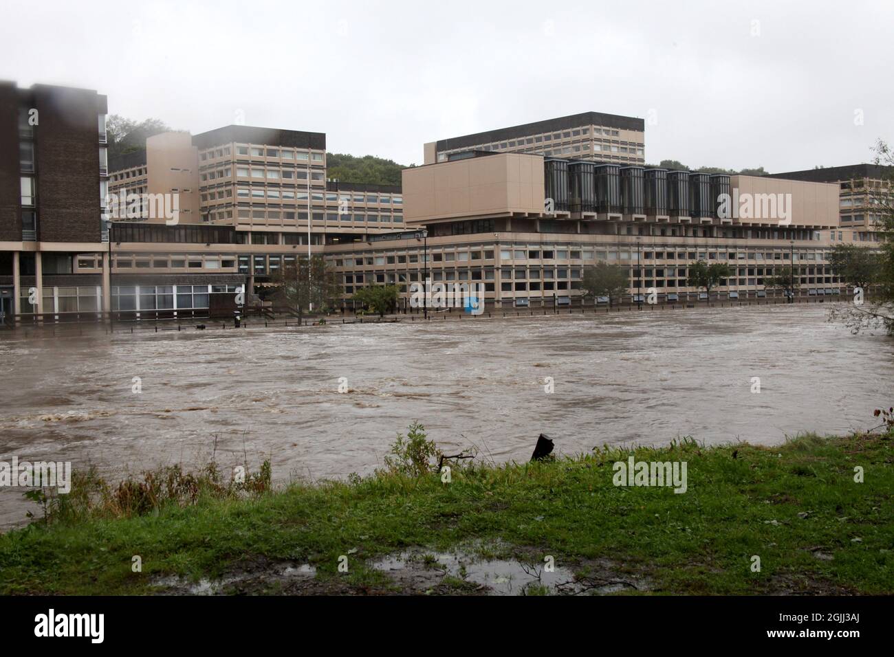 Office floods uk hi-res stock photography and images - Alamy