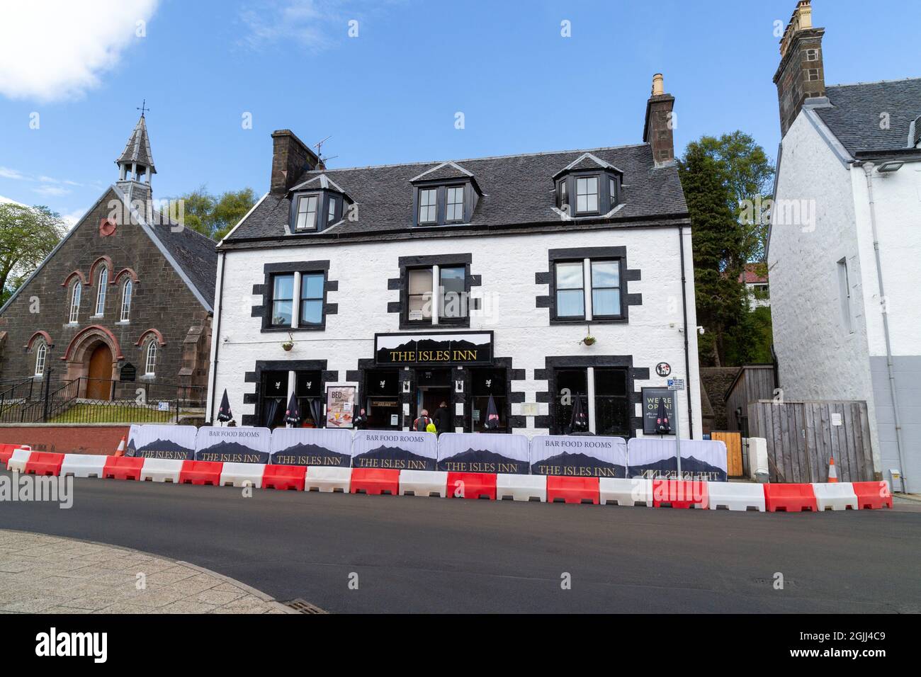 Isles of skye pub hi-res stock photography and images - Alamy