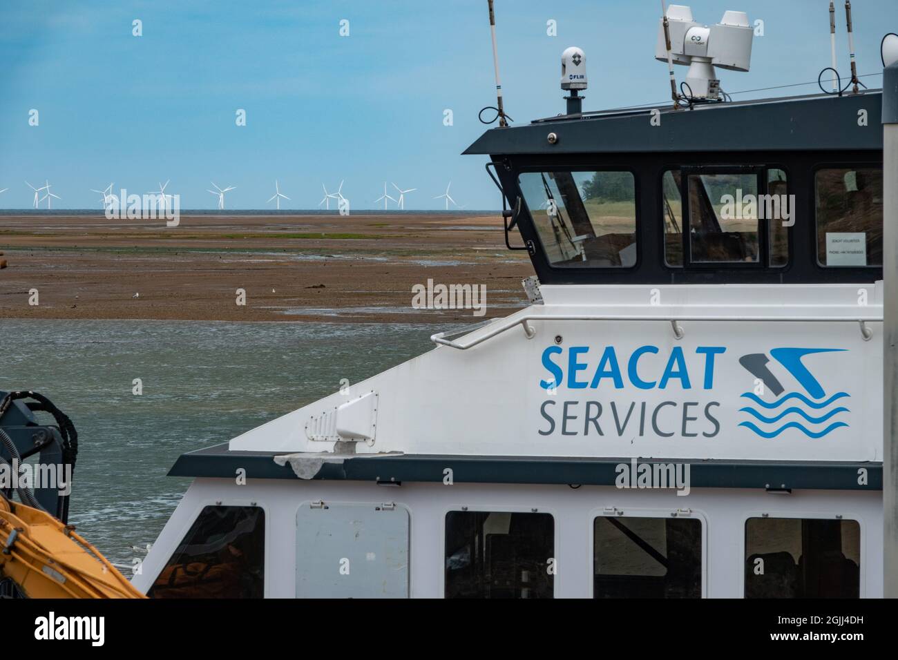 Offshore support vessels hi-res stock photography and images - Alamy