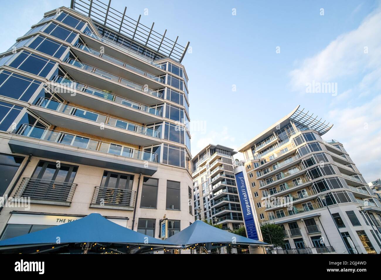 London- September 2021: Imperial Wharf, riverside residential apartment ...