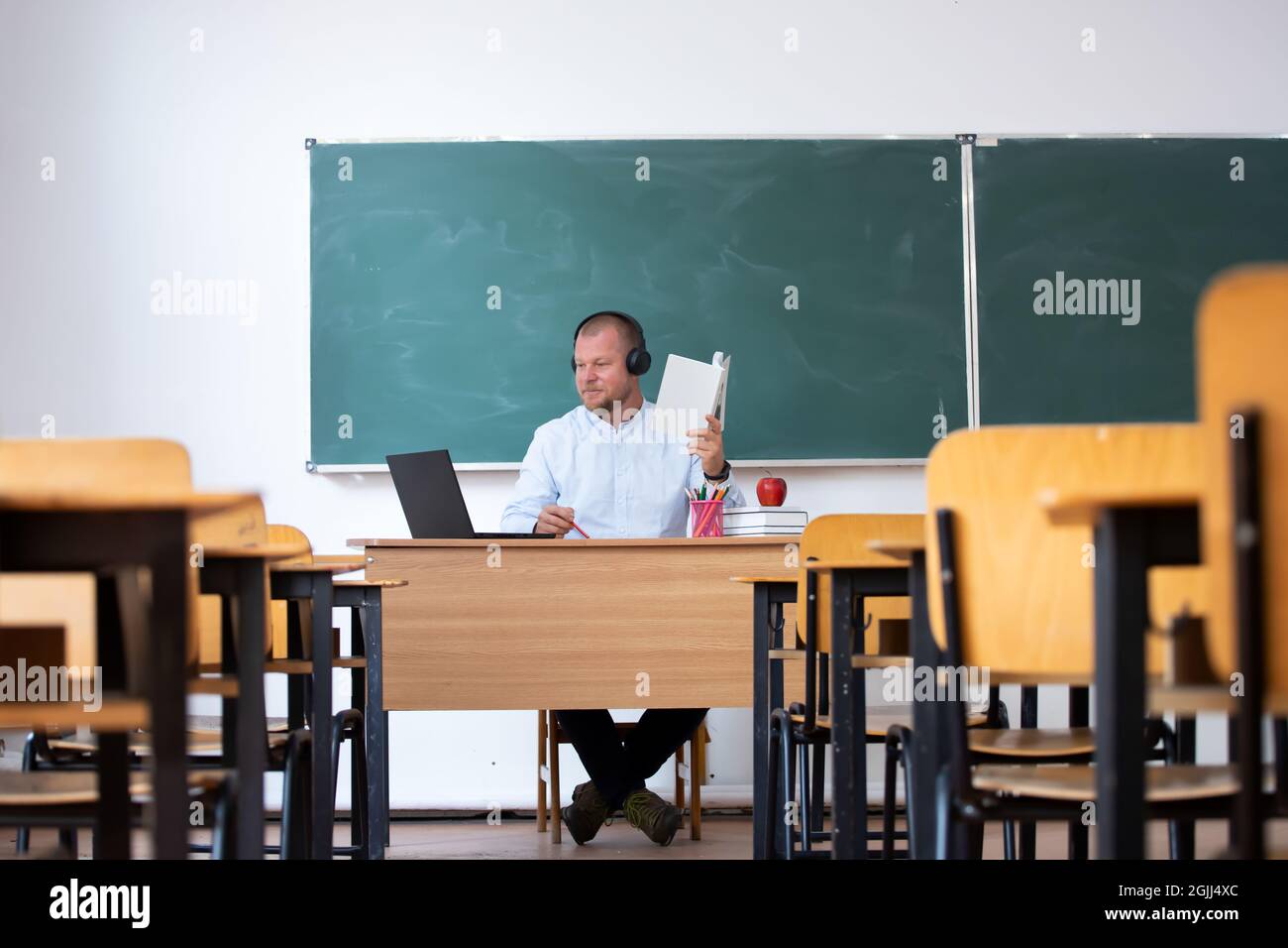 Back to School Concept. School math teacher giving virtual teaching ...