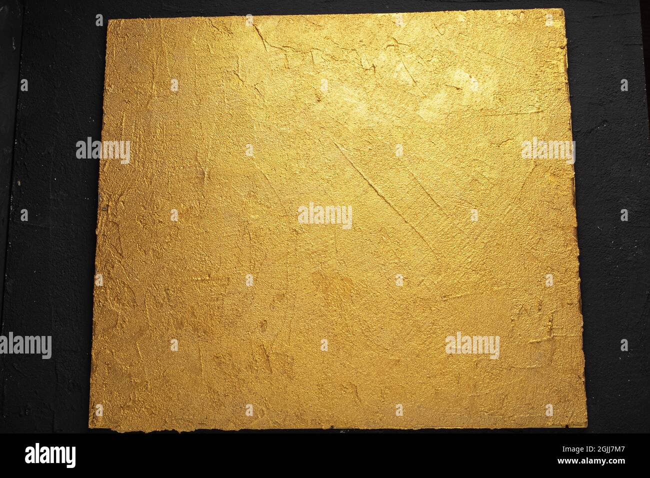Gold color background hi-res stock photography and images - Alamy