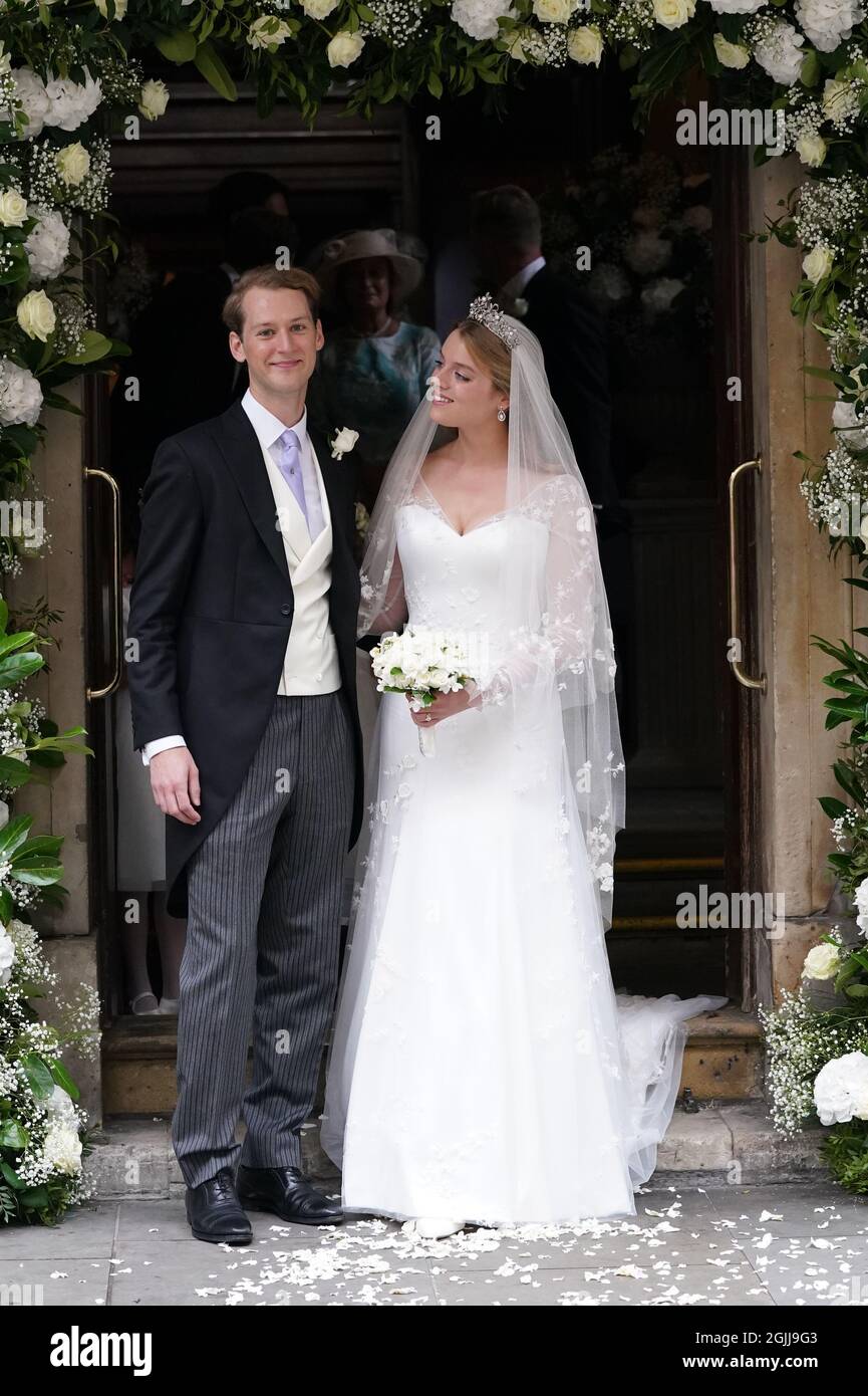 Flora Ogilvy, granddaughter of Princess Alexandra, with her husband ...