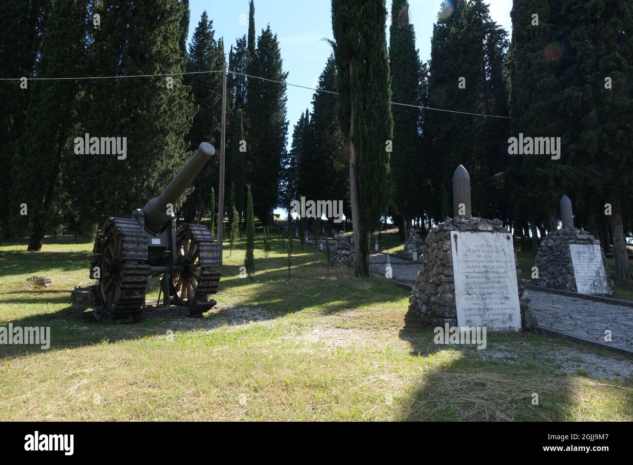 The 100 steps cemetery hi-res stock photography and images - Alamy