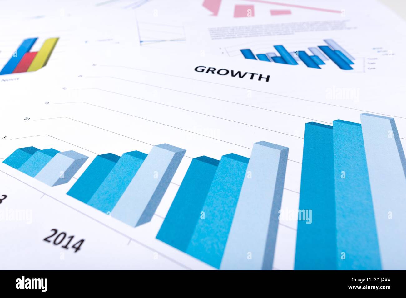 Graph showing economic growth Stock Photo - Alamy