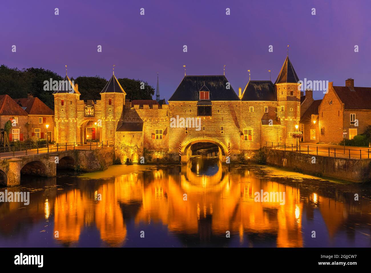 Water gate place hi-res stock photography and images - Alamy