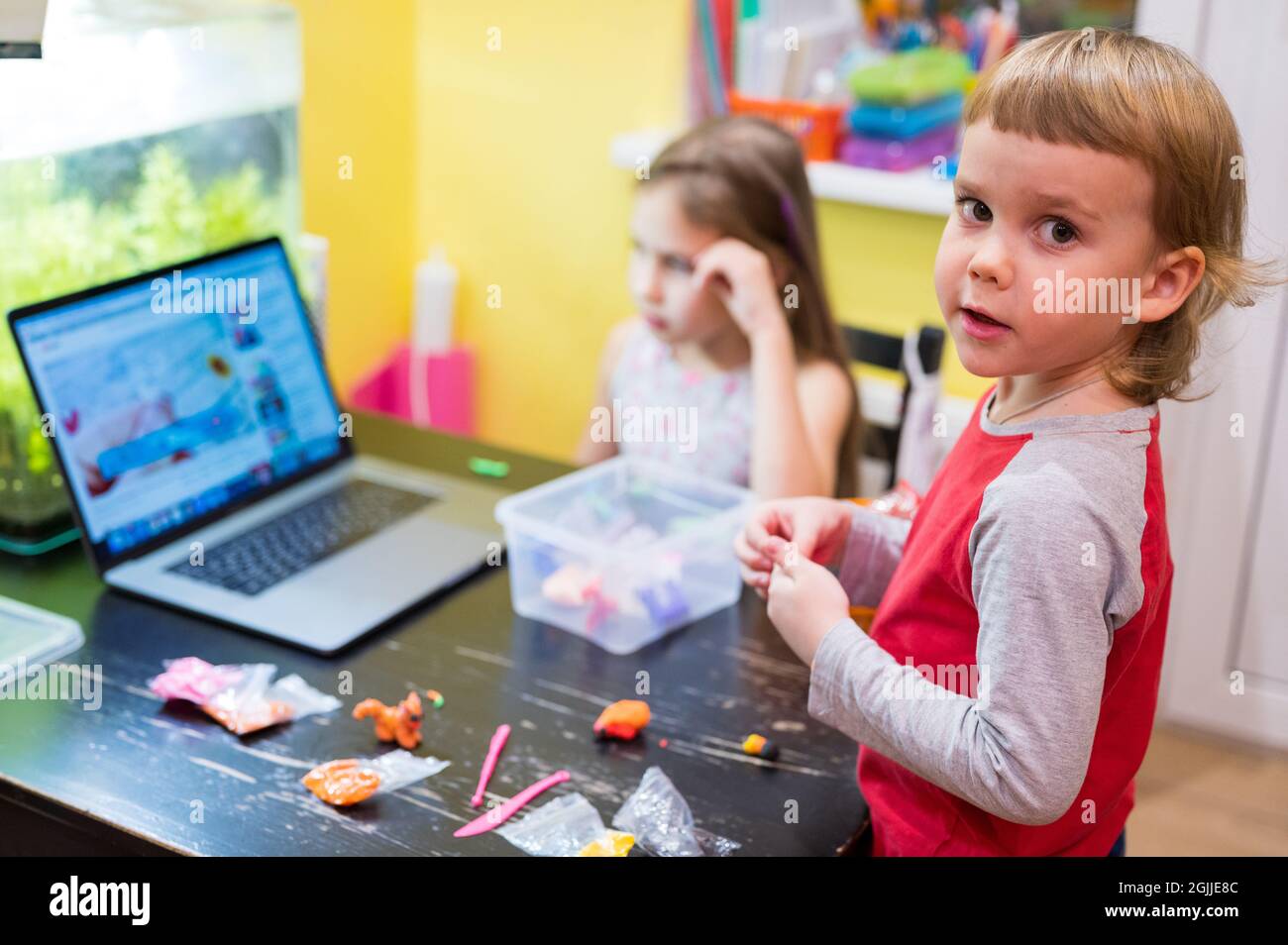 Children in a computer lesson hi-res stock photography and images - Alamy