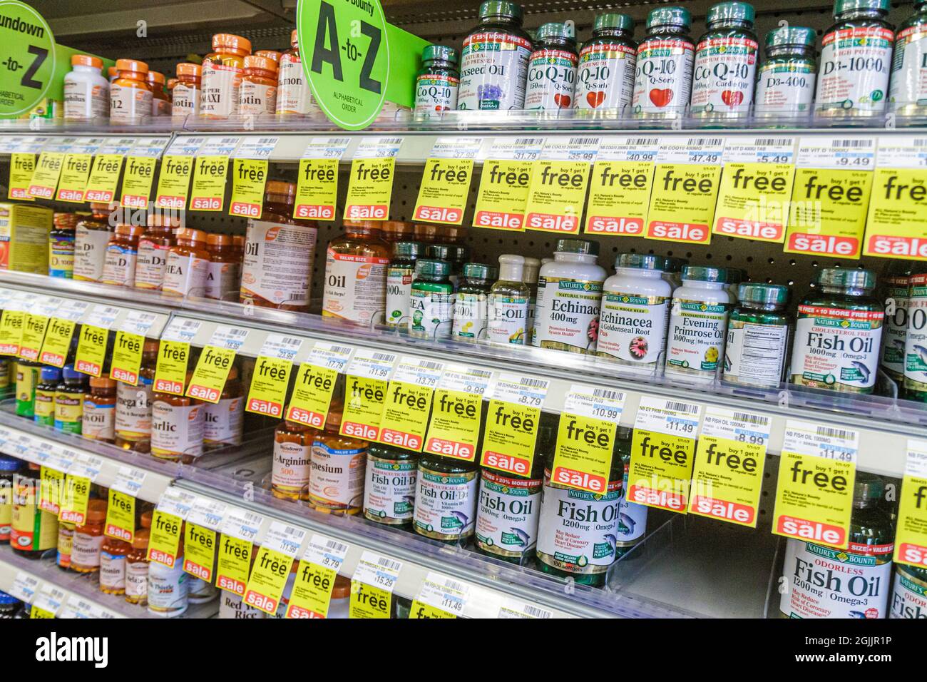 Walgreens pharmacy drugstore inside interior shelf shelves hi-res stock ...