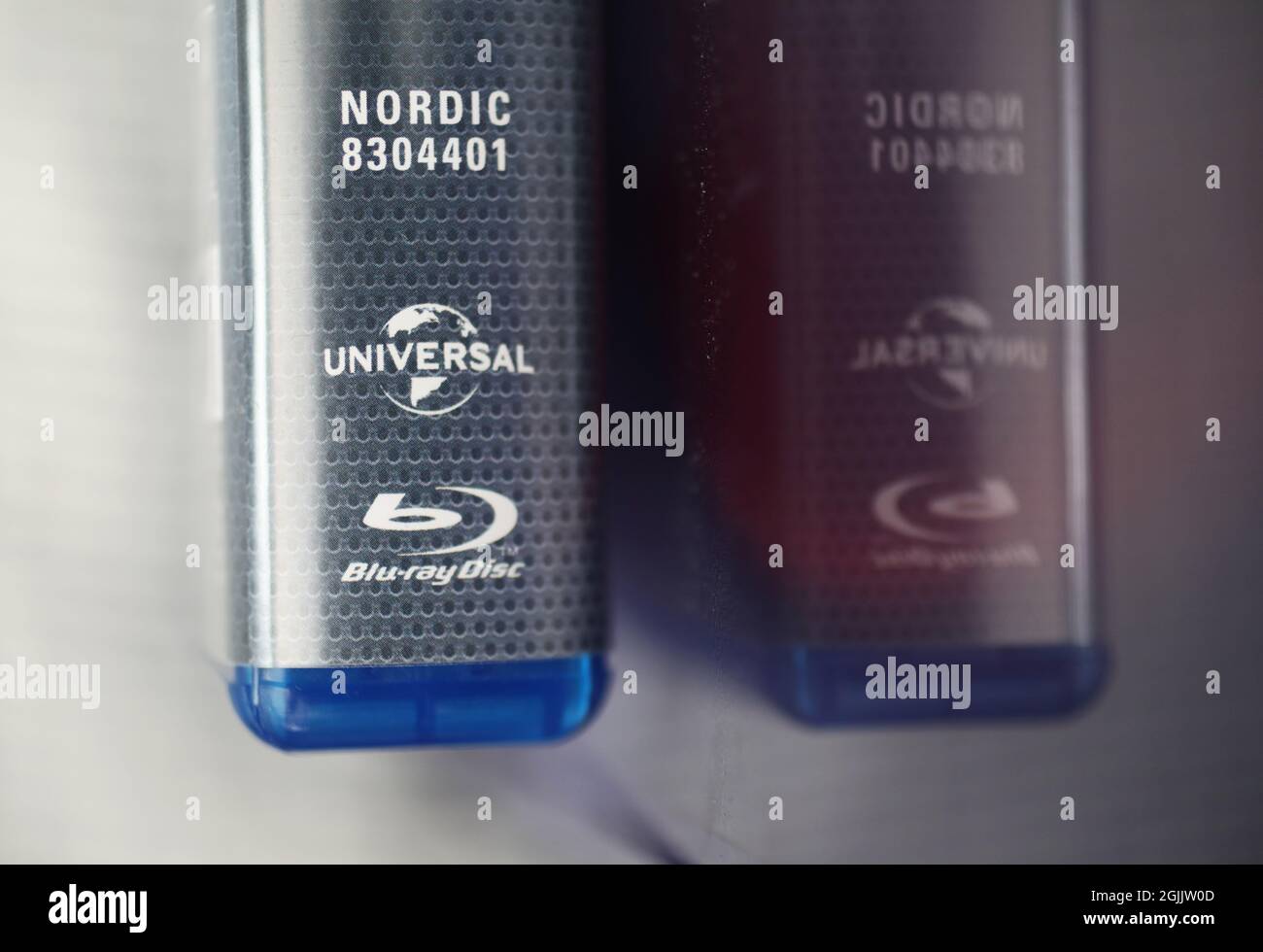 Universal pictures logo hi-res stock photography and images - Alamy