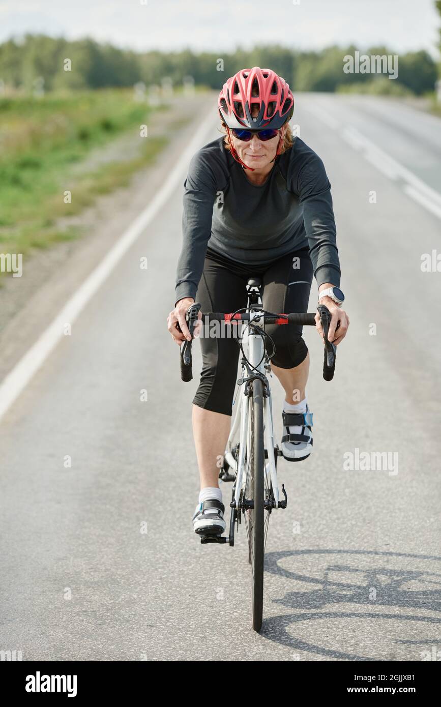 Female racing cyclist training hi-res stock photography and images - Alamy