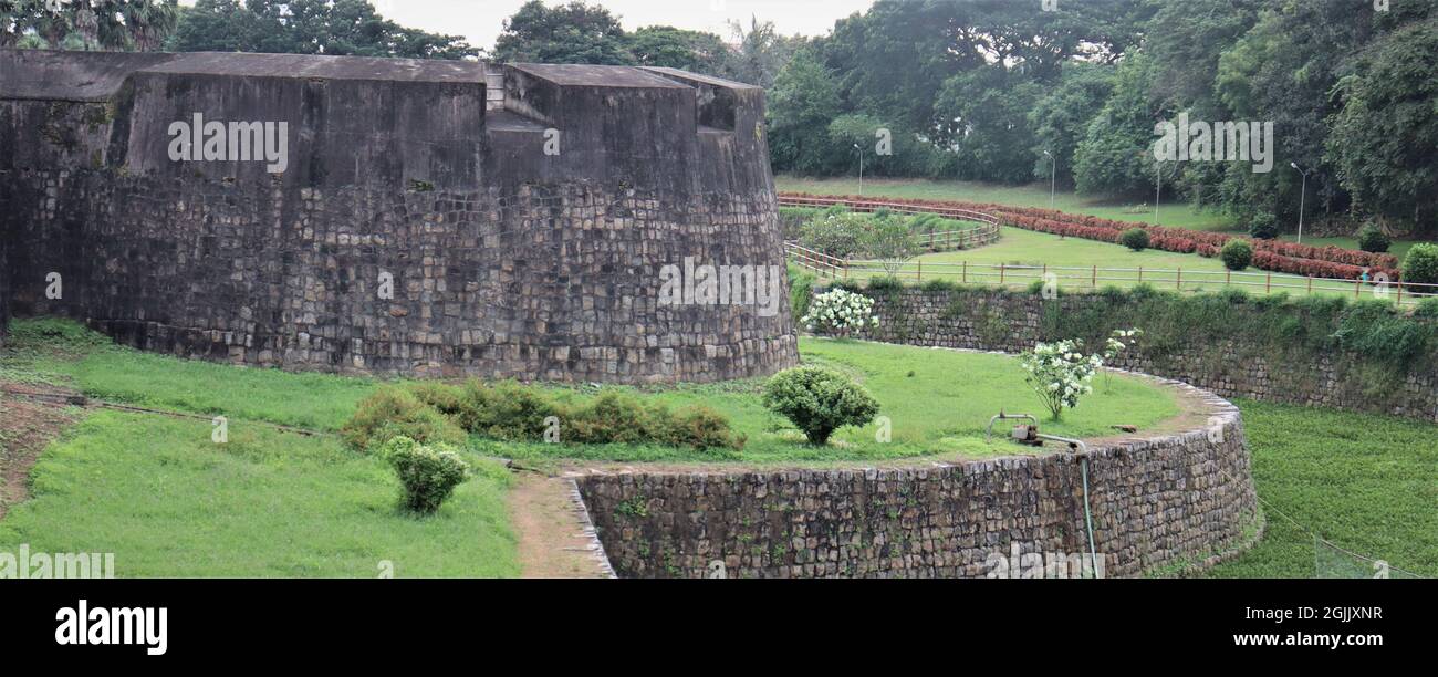Tipu sultan Palakkad Fort in India alone with garden. tipu sultan ...