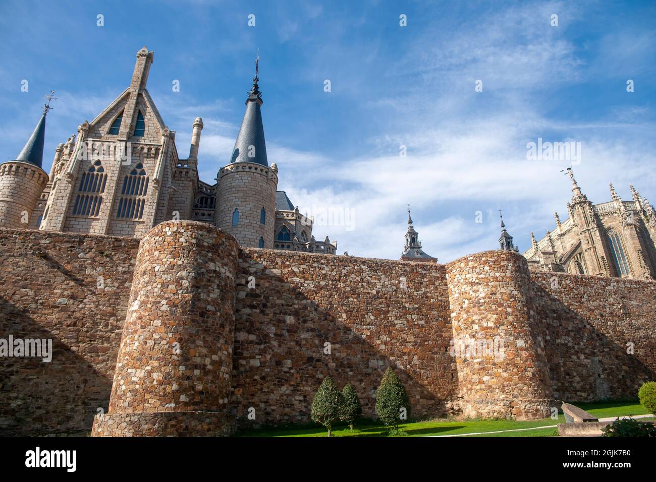 ancient Roman city wall of Astorga, Spain Stock Photo - Alamy