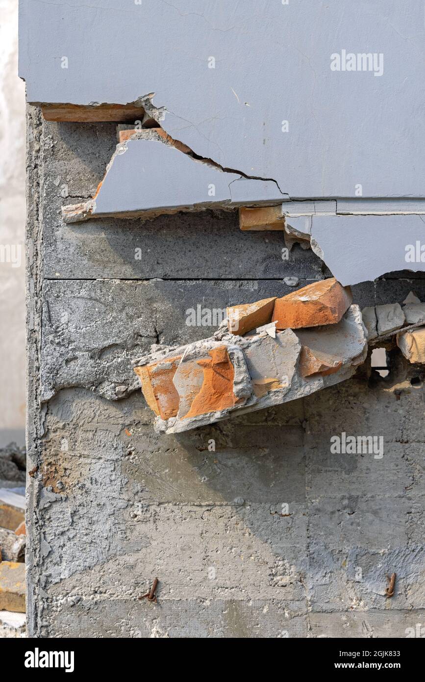 Brick and Concrete Building Damage Cracked Wall After Earthquake Stock ...