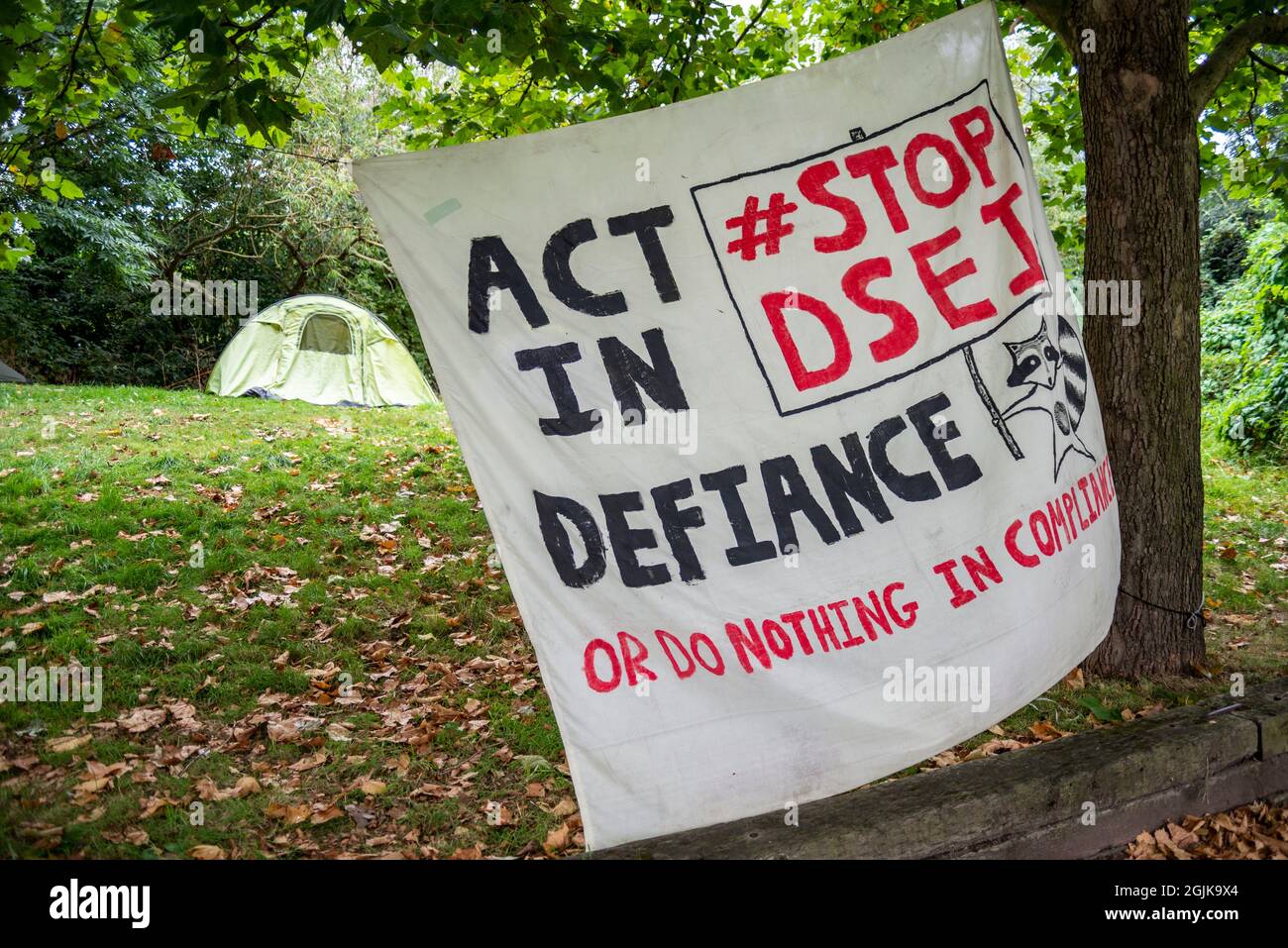 Protesting banner hi-res stock photography and images - Alamy