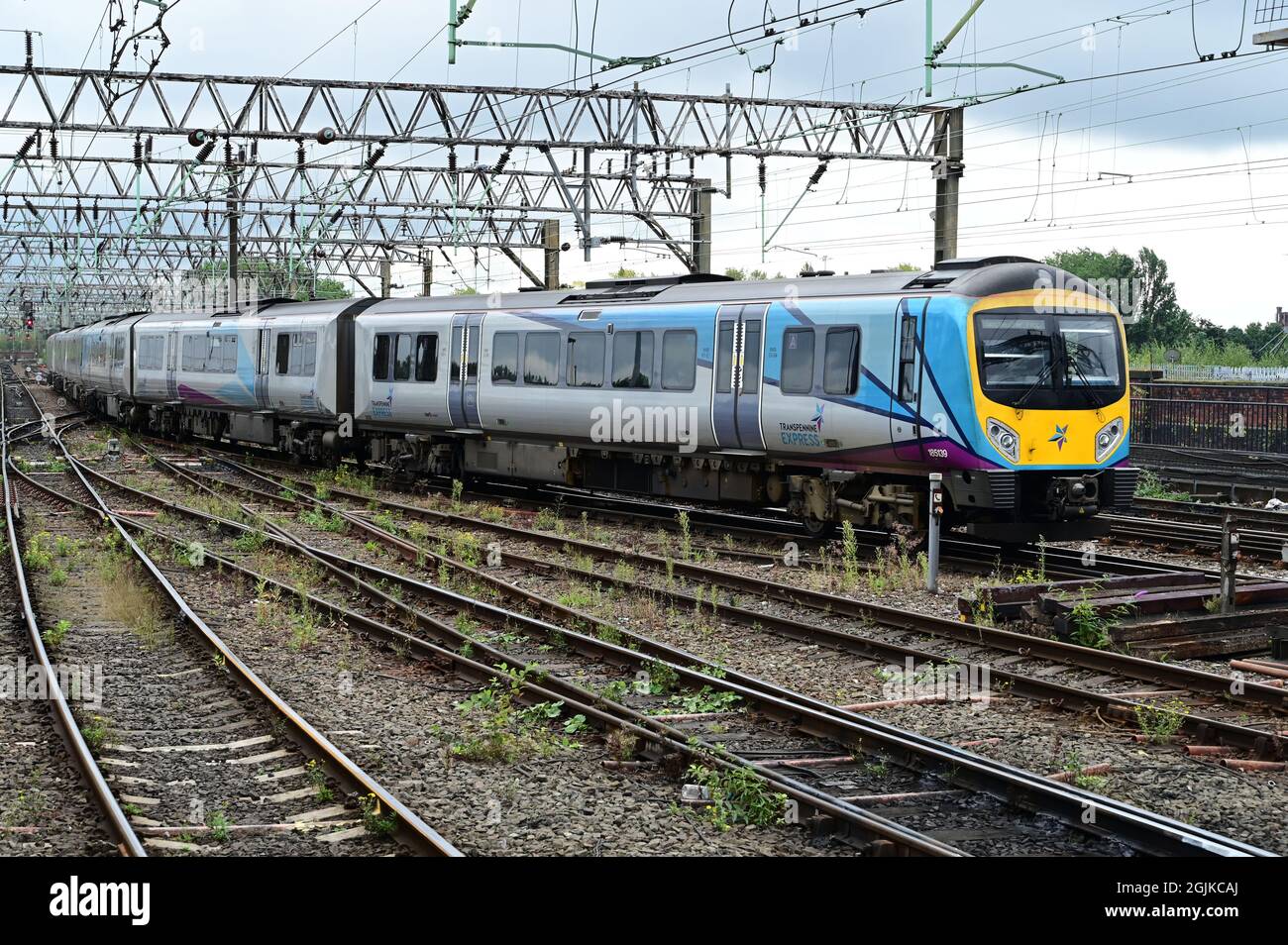 185 piccadilly hi-res stock photography and images - Alamy