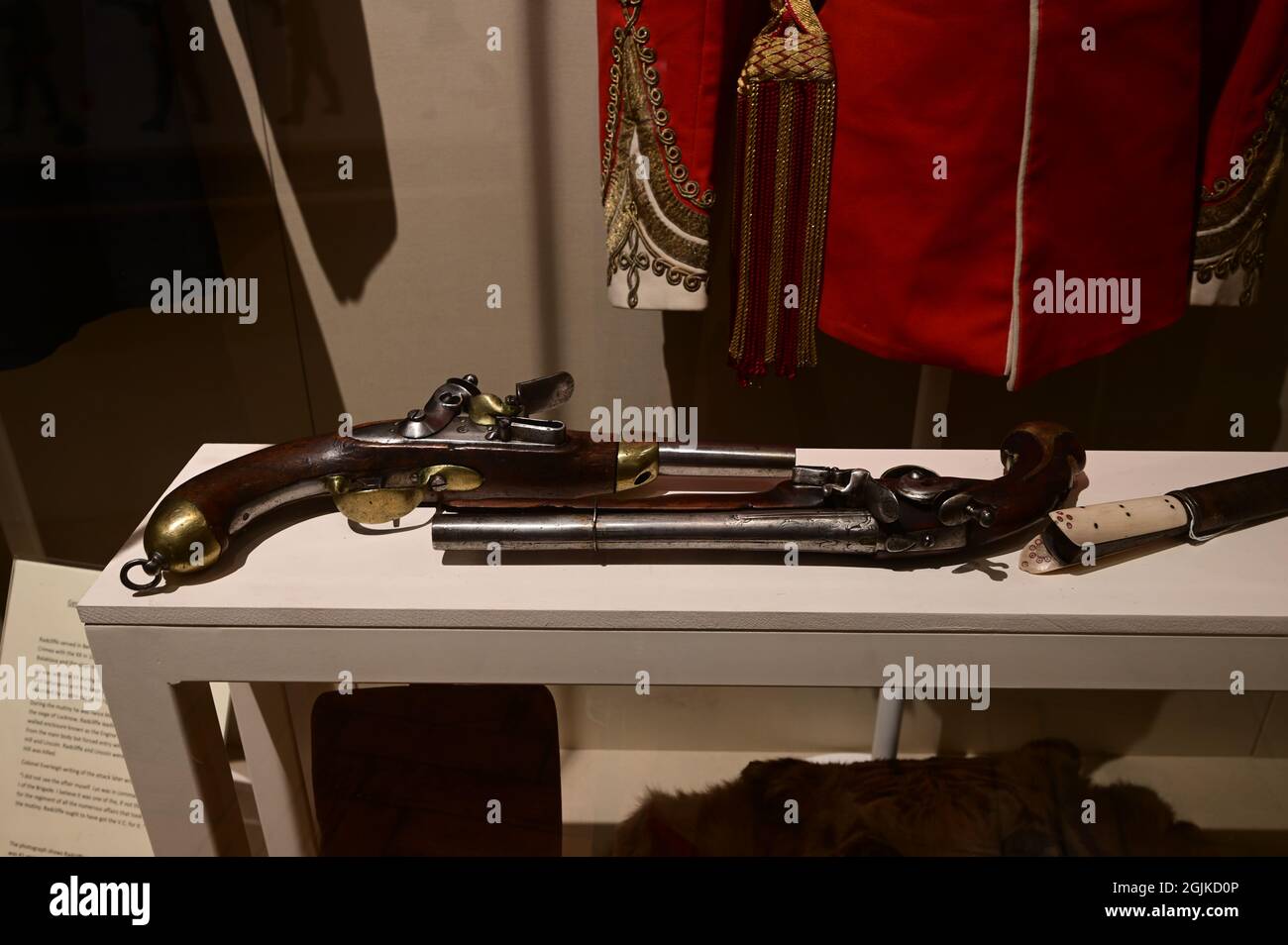 Flint lock pistols Stock Photo - Alamy